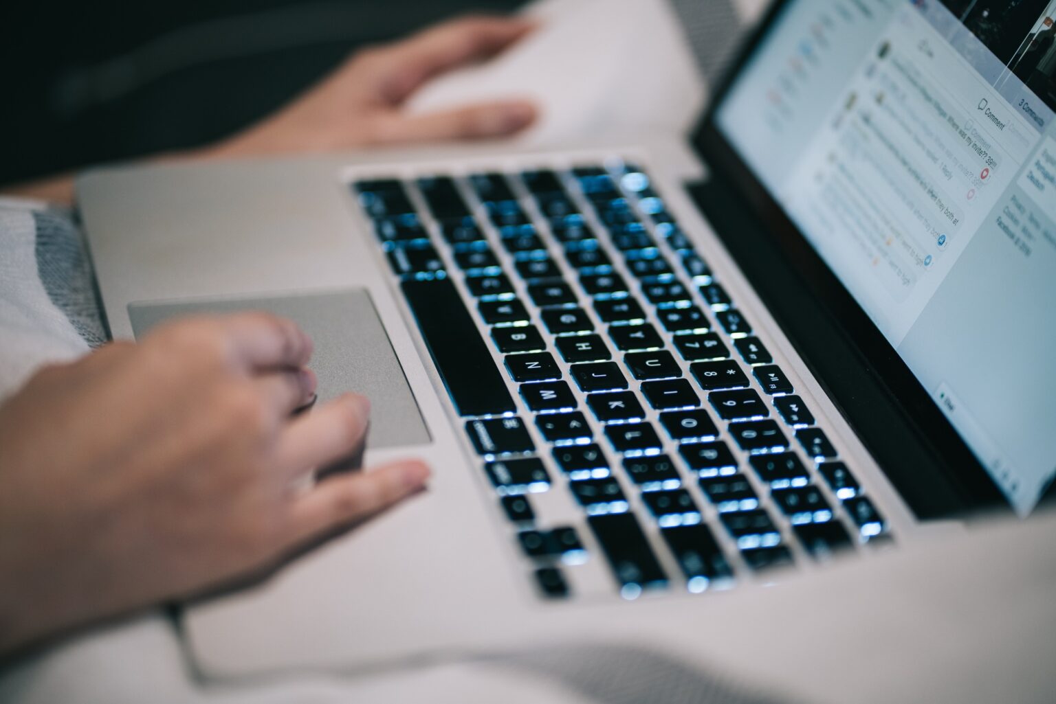 Les différences du backslash sur le clavier du Mac par rapport à d ...